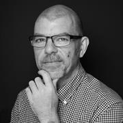 Simon Howell | About | Griffith University